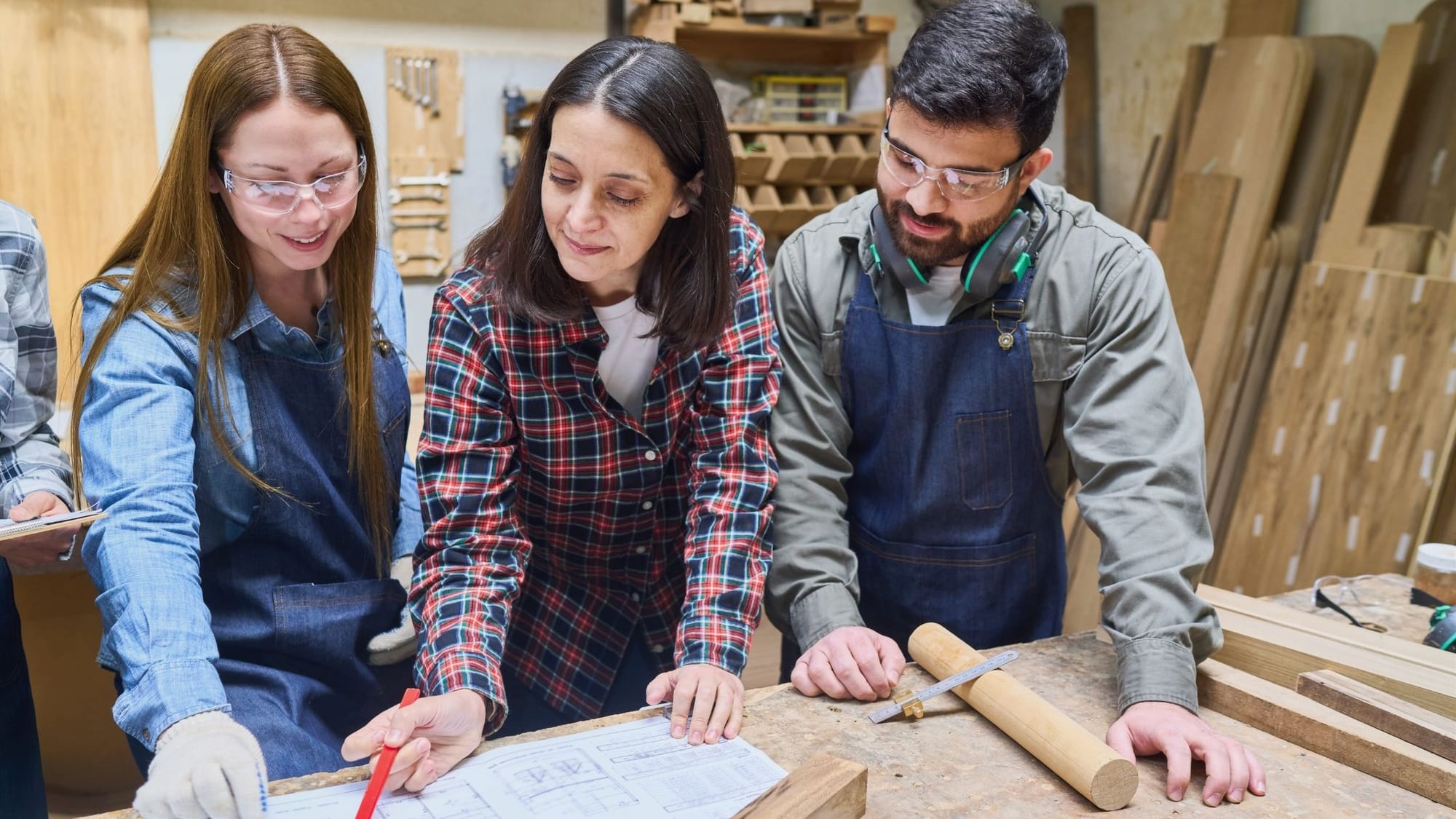 The Evolution of eLearning: Comparing Instructional Design and Learning Experience Design